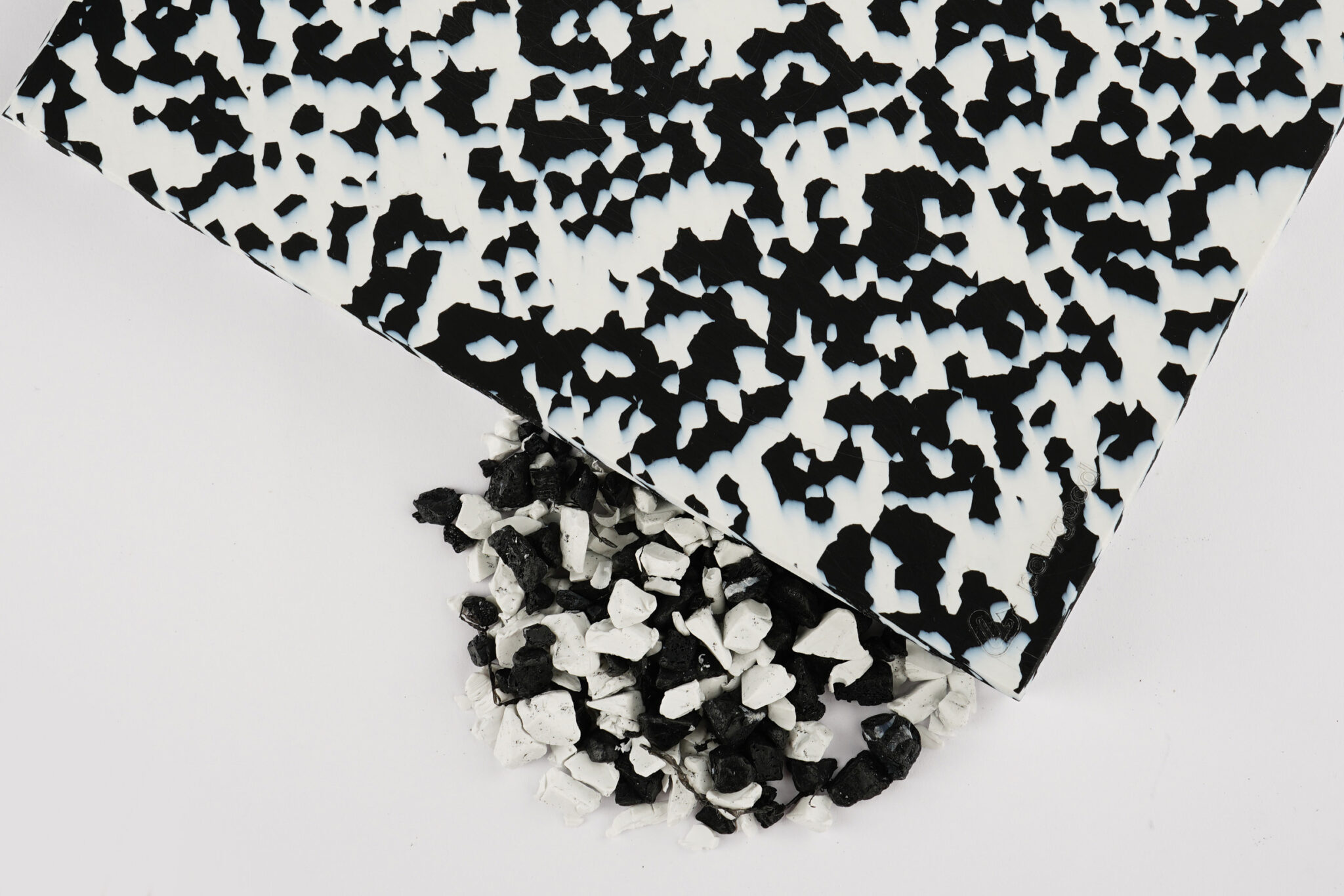 Pattern No 5 - Polygood by The Good Plastic Company