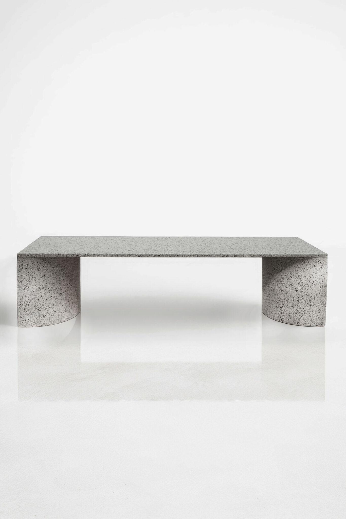 OLO Table - Polygood by The Good Plastic Company